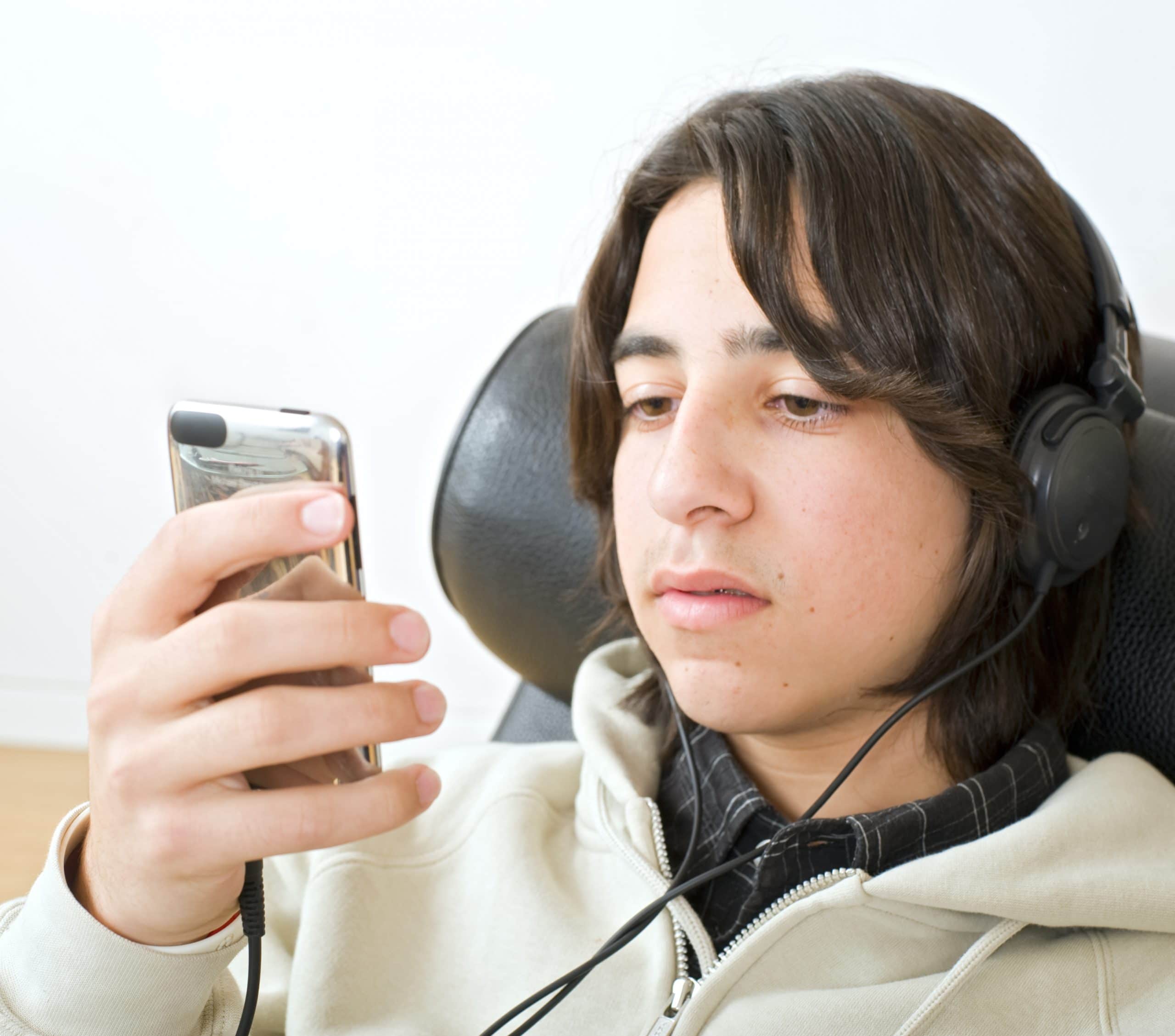 Cómo limitar las distracciones digitales en los estudiantes - La Noticia