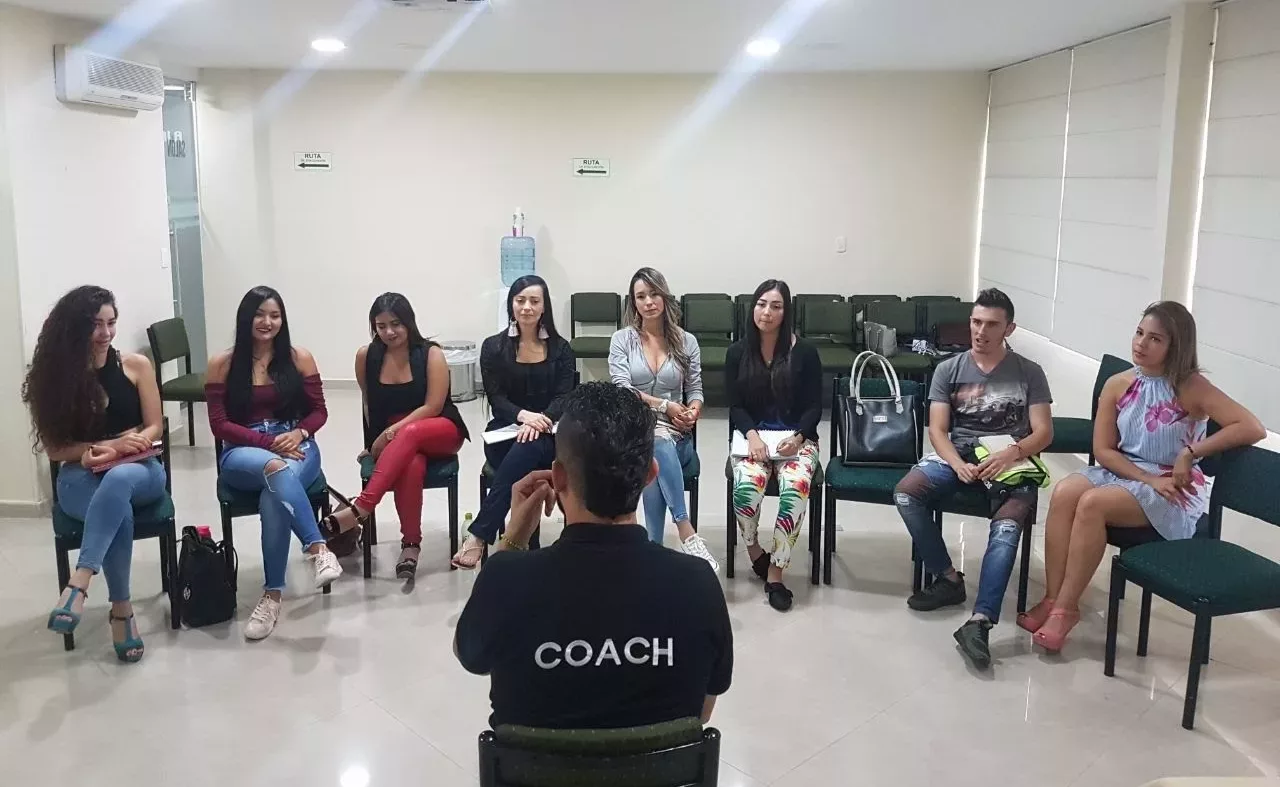 El ‘coach de las estrellas’ dicta taller gratuito de oratoria en Charlotte